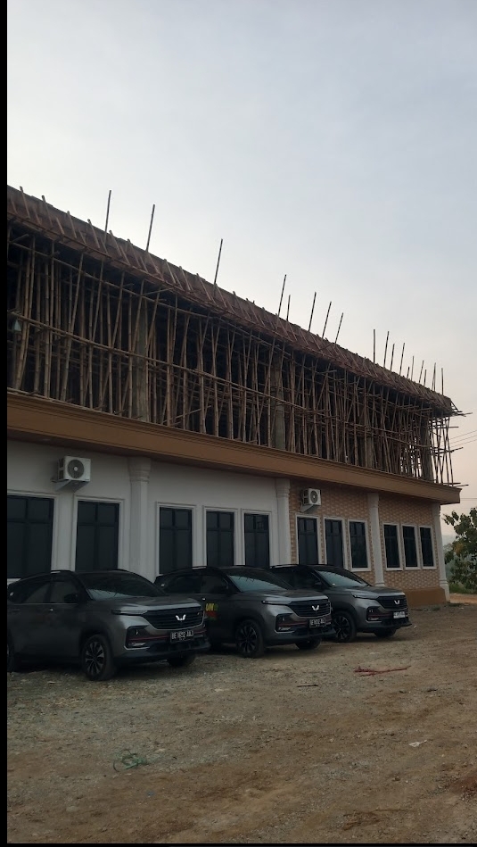 PEMBANGUNAN GEDUNG KAMPUS UNIVERSITAS KARTA MULYA. SUKATANI PURWAKARTA ...